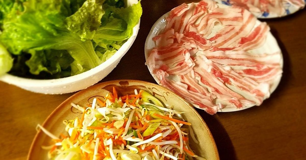 Addictive Garlic Lettuce Shabu Shabu (Great For Using Up Lettuce ...