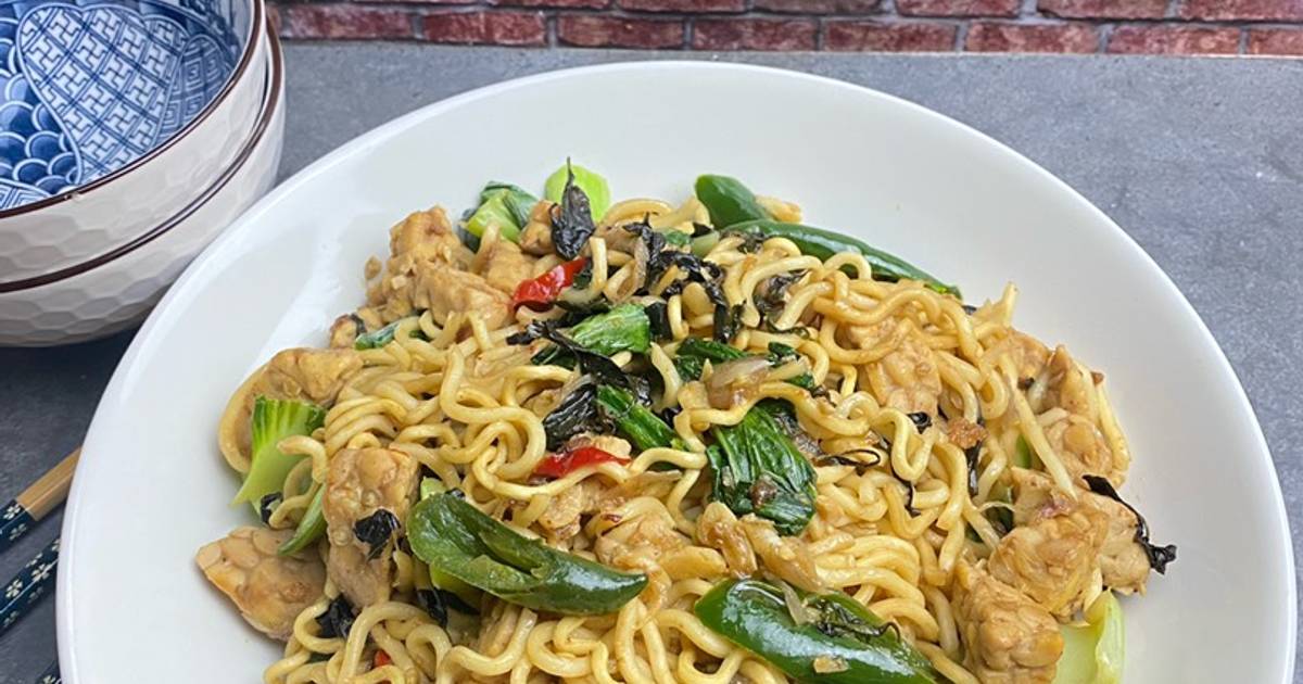 Resep Mie Goreng Tempe Cabe Ijo oleh Rini Dwi Astuti - Cookpad