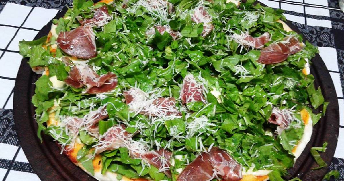 Pizza con rúcula y parmesano - 30 recetas caseras- Cookpad