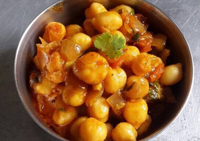 Chhole Recipe by Rohit Pawar - Cookpad