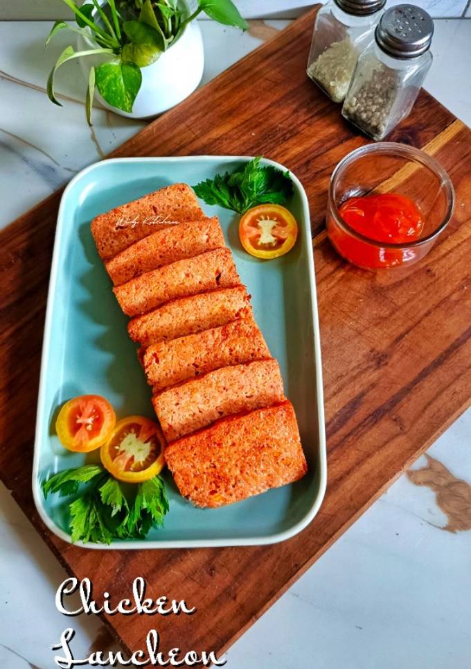 Resep Chicken Luncheon (Frozen Food) oleh Wids Kitchen 🍀🌷 - Cookpad