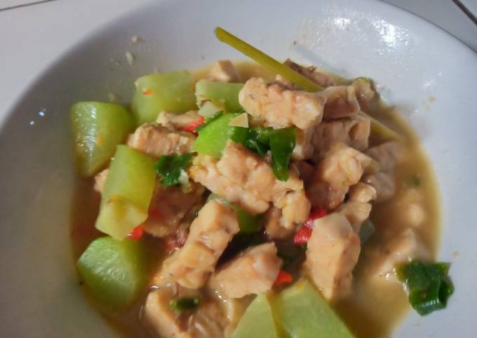Resep Lodeh labu tempe pedas oleh Riska Noviana - Cookpad
