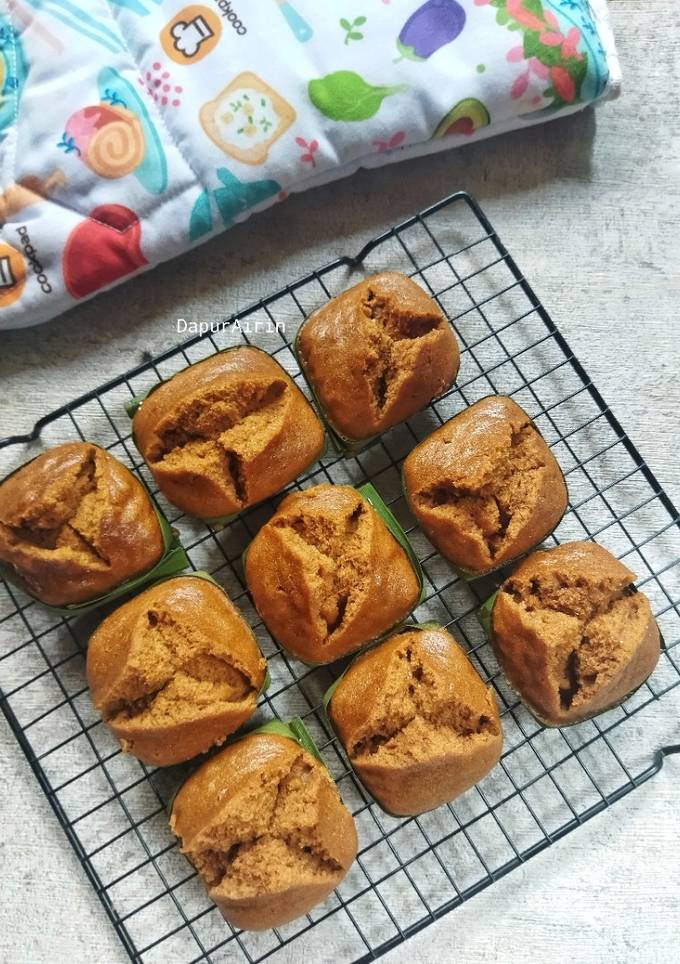 Resep Bolu kukus gula aren (takir pandan) oleh Dapur Airin - Cookpad