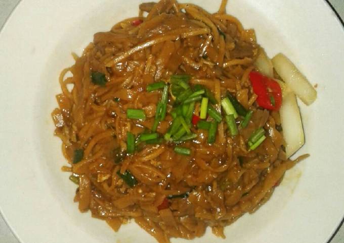Resep Mi goreng jawa spesial jamur oleh Yeni Dwi Fianty - Cookpad