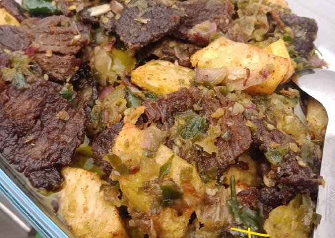 Resep Dendeng Cabe Hijau + kentang (Dendeng Lambok Lado Hijau) oleh ...