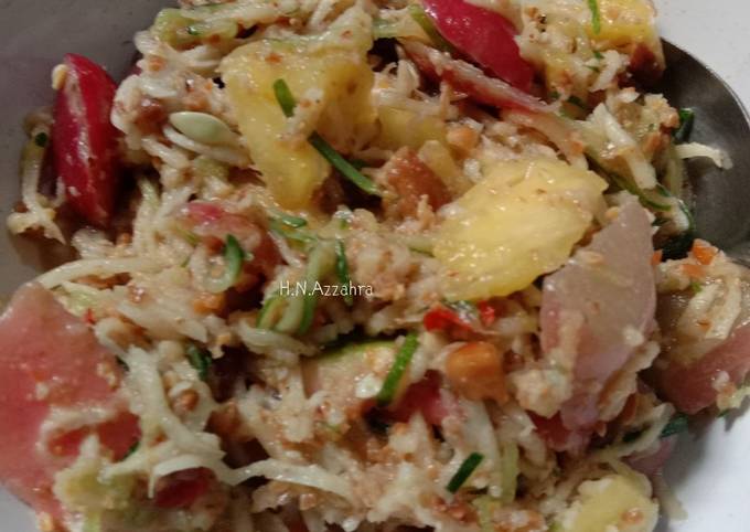 Resep Rujak serut bumbu kacang 🥜 oleh Queennn - Cookpad