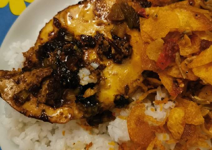Resep Nasi telur pontianak rice cooker ala anak kost oleh xlicers - Cookpad