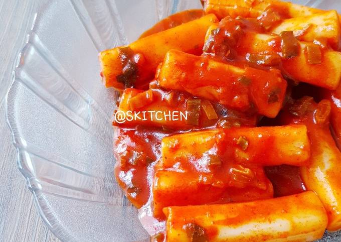 Resep Tteokbokki/Topokki (Korean Original Recipe) oleh SKITCHEN - Cookpad