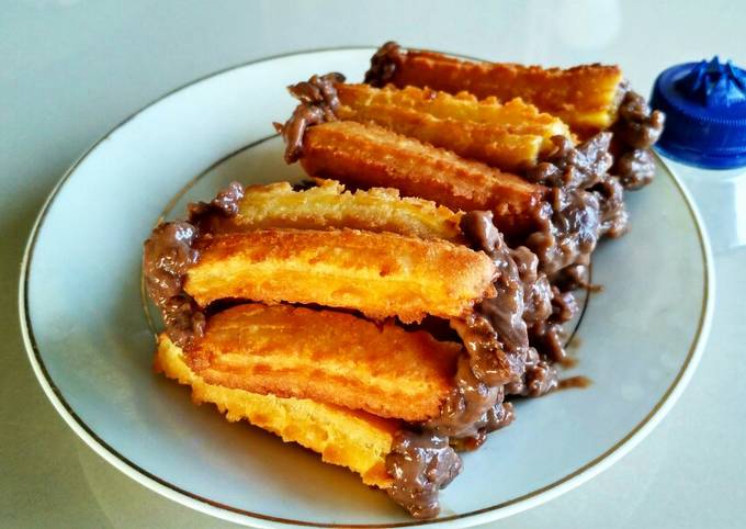 Resep Resep Cara Membuat Churros Isi Milo tanpa Spuit Cuma diaduk oleh ...
