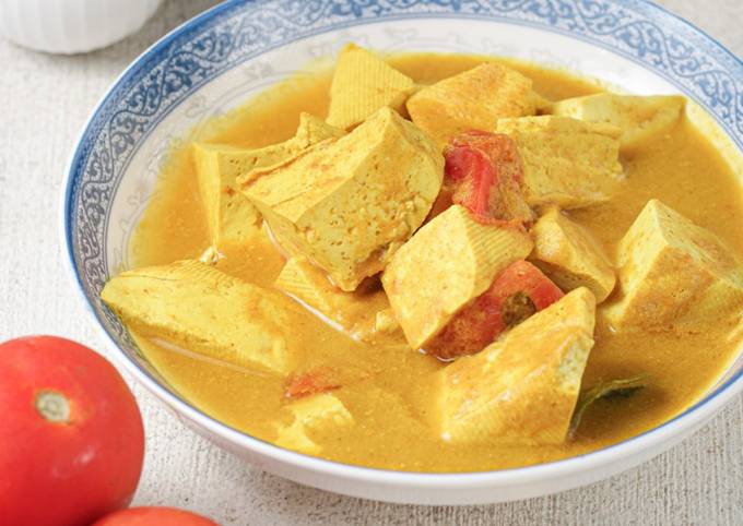 Resep Tahu bumbu kuning oleh cutzamania - Cookpad