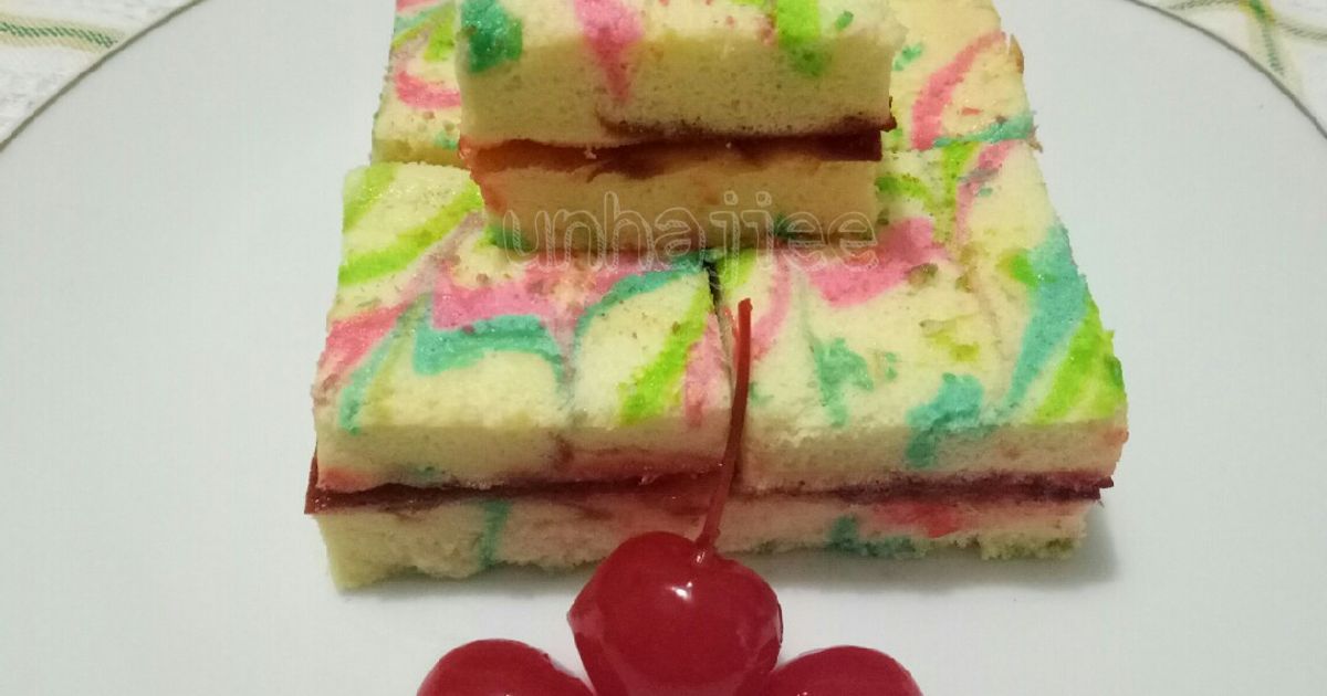 Resep Bolu Lapis Selai Strobery Tanpa Pengembang oleh Unhajiee - Cookpad