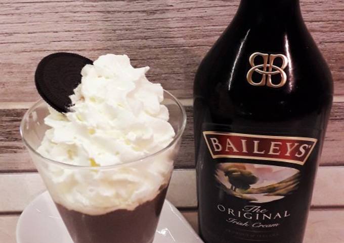 Oreo-Baileys fagyikehely | Benes Natália receptje - Cookpad receptek