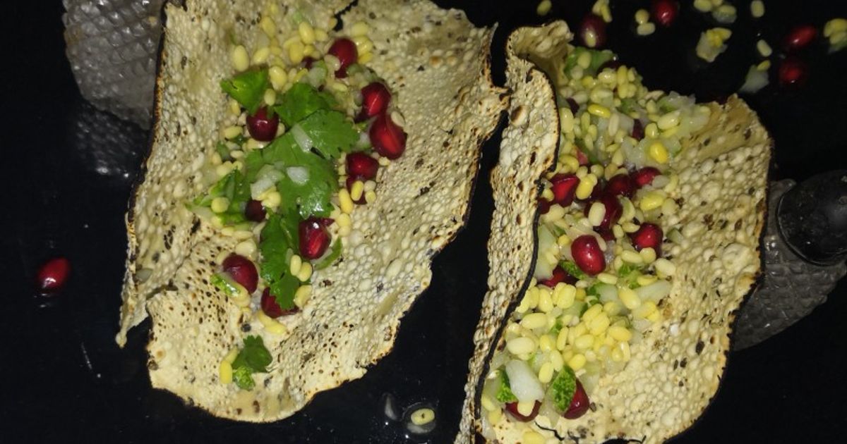 Papad Taco Salad Recipe by Janahvi Kulkarni - Cookpad