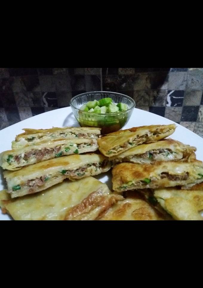 Resep Martabak Telur (daging rendang) oleh Rini Anjani - Cookpad