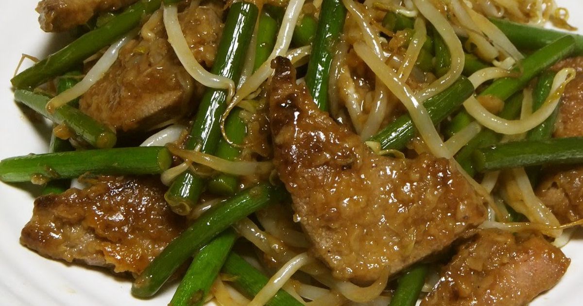 Beef Livers And Garlic Shoot Stir Fry Recipe by cookpad.japan