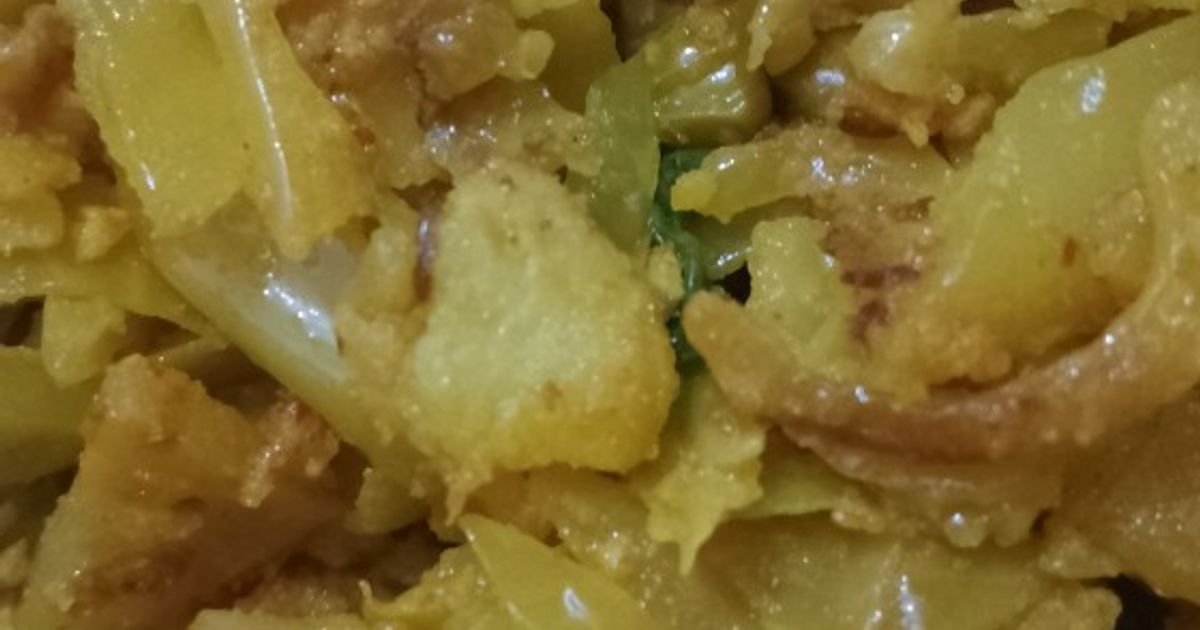 Aloo Patta Ghobhi Recipe by sneha patil - Cookpad