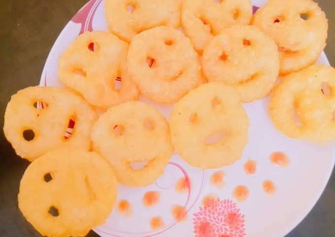 Potato smiley Recipe by Jyoti Arun Mishra - Cookpad