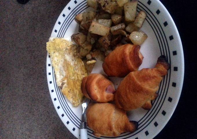 Breakfast Feast Recipe by tinker2365 - Cookpad