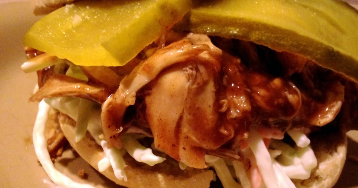 Shredded Barbeque Chicken Sandwiches From Pressure Cooked Chicken ...