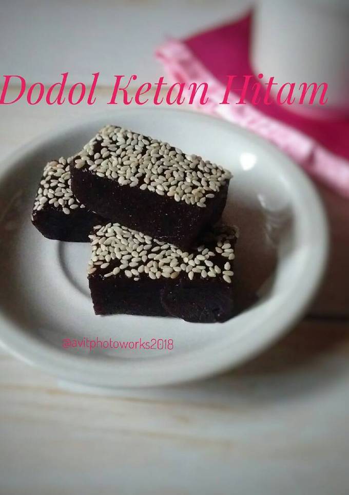 Resep Dodol Ketan Hitam oleh Avit - Cookpad