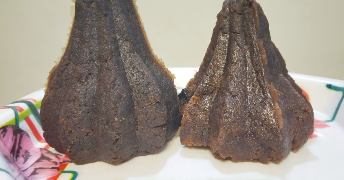 Eggless Chocolate Cake Modak Recipe by Kuldeep Kaur - Cookpad