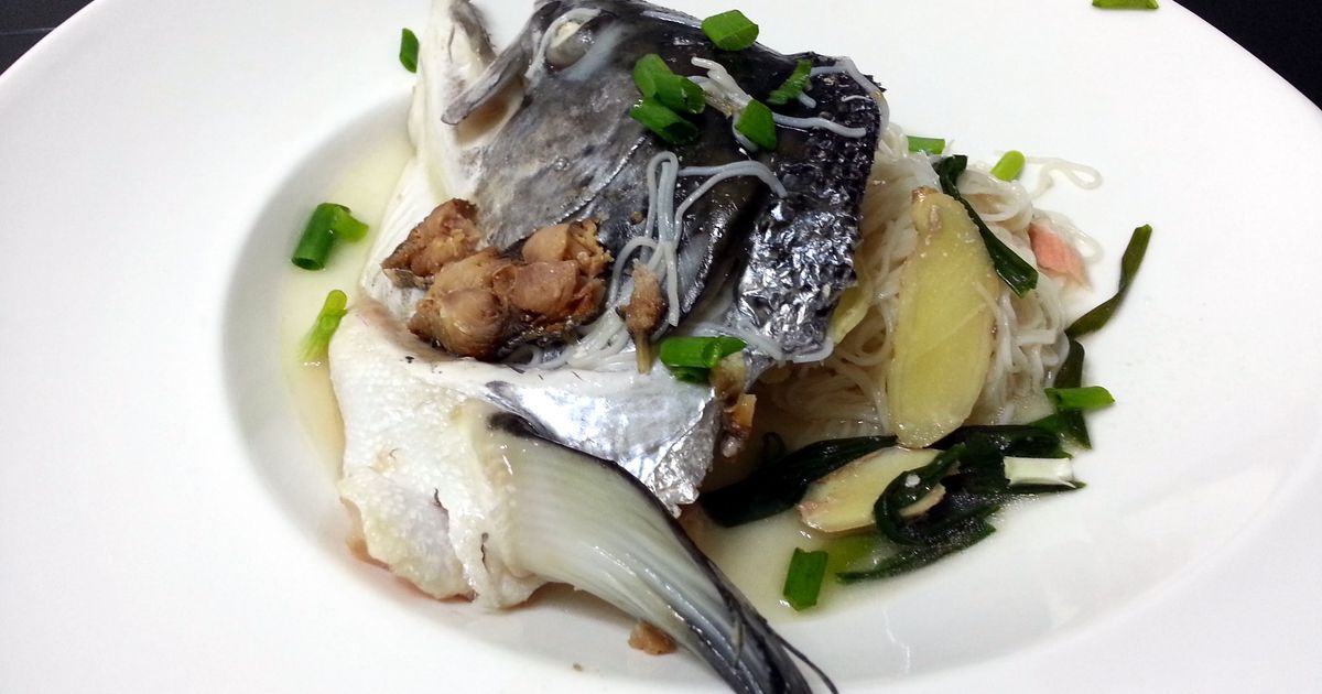 Lg Salmon And Salted Mui Heong With Misua Recipe by Lyii G