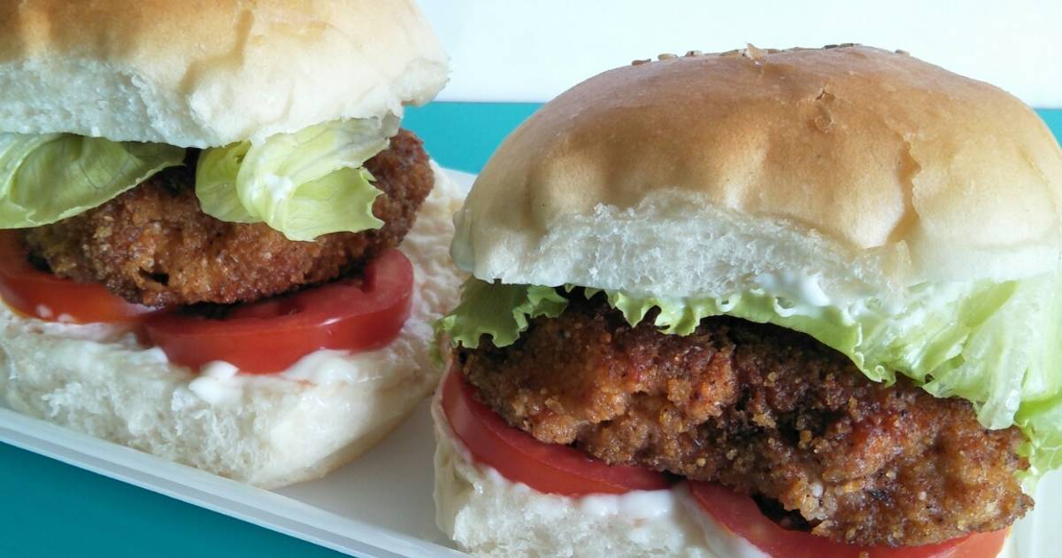Crispy chicken burger Recipe by Pooja M. Pandit - Cookpad