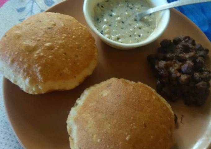 Black Chane, poori and boondi Raita Recipe by Manya - Cookpad