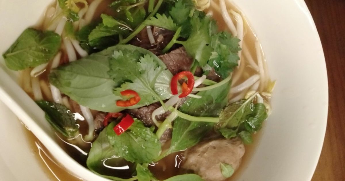 Resep sup mie sapi rumahan enak dan mudah - Cookpad