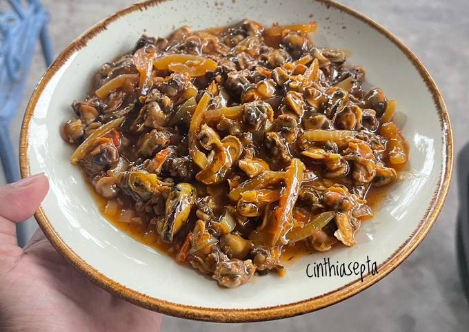Resep Kerang Asam Manis Pedas oleh Cinthia Septa - Cookpad