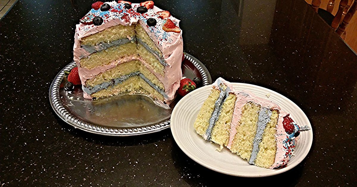 White Butter Cake With Strawberry And Blueberry Whipped Cream Recipe By ...