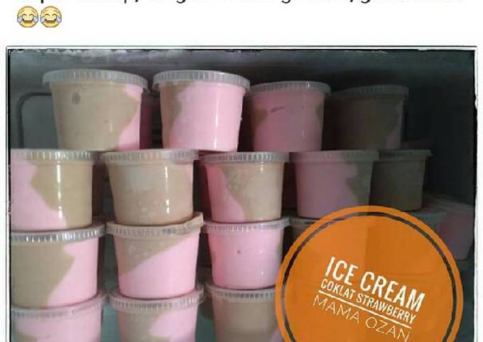 Resep Ice Cream Coklat Strawberry oleh Novie Mamanya Fauzan - Cookpad