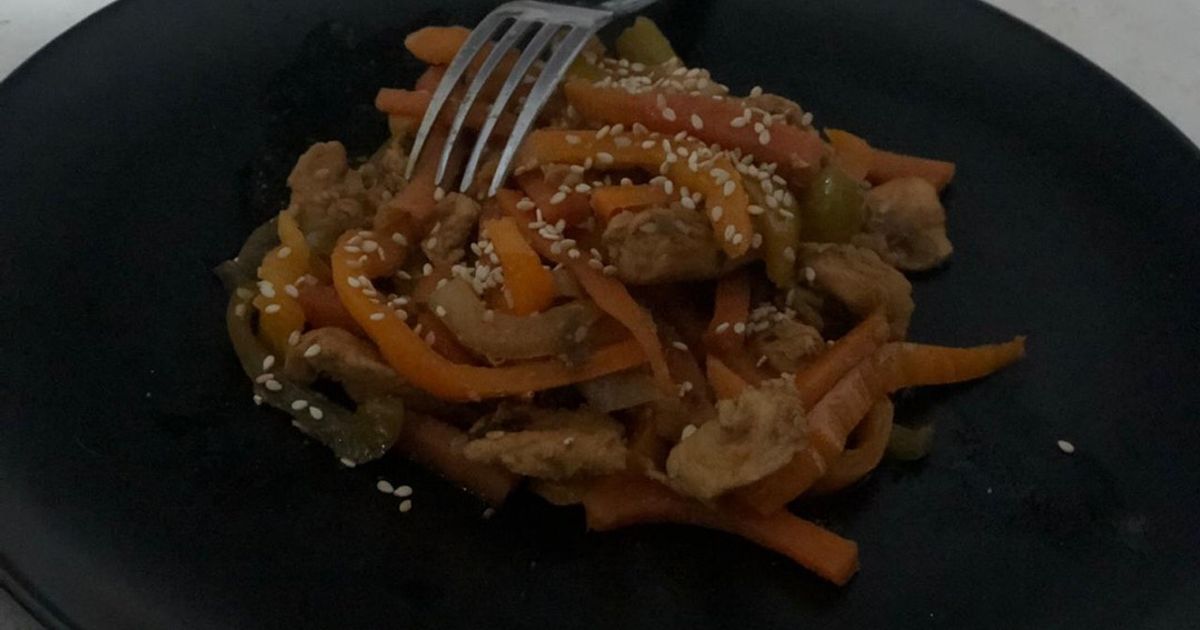 Chicken With Peppers, Bbq, And Honey Recipe by Fabiola Jimenez