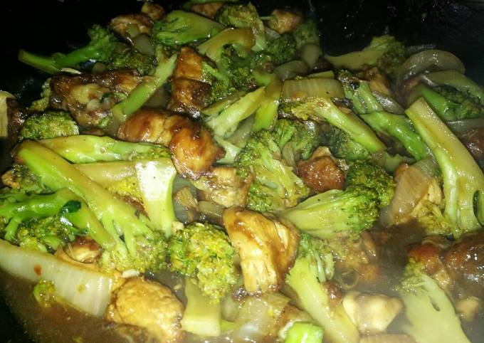 Saltado de brócoli oriental Receta de Elitex Marvin MG- Cookpad