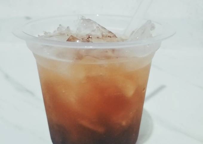 Resep Es Teh Wangi oleh Umi Adzkey - Cookpad