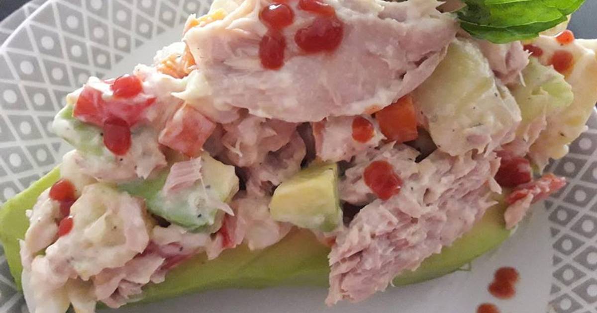 Palta Rellena con Atún a lo Carmelita Receta de Carmen Capella- Cookpad