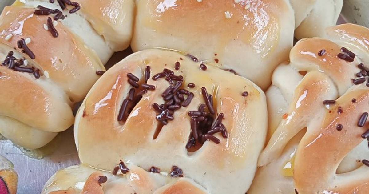 Resep Roti Manis isi pisang coklat oleh Mimii Any Nu Amoorea - Cookpad