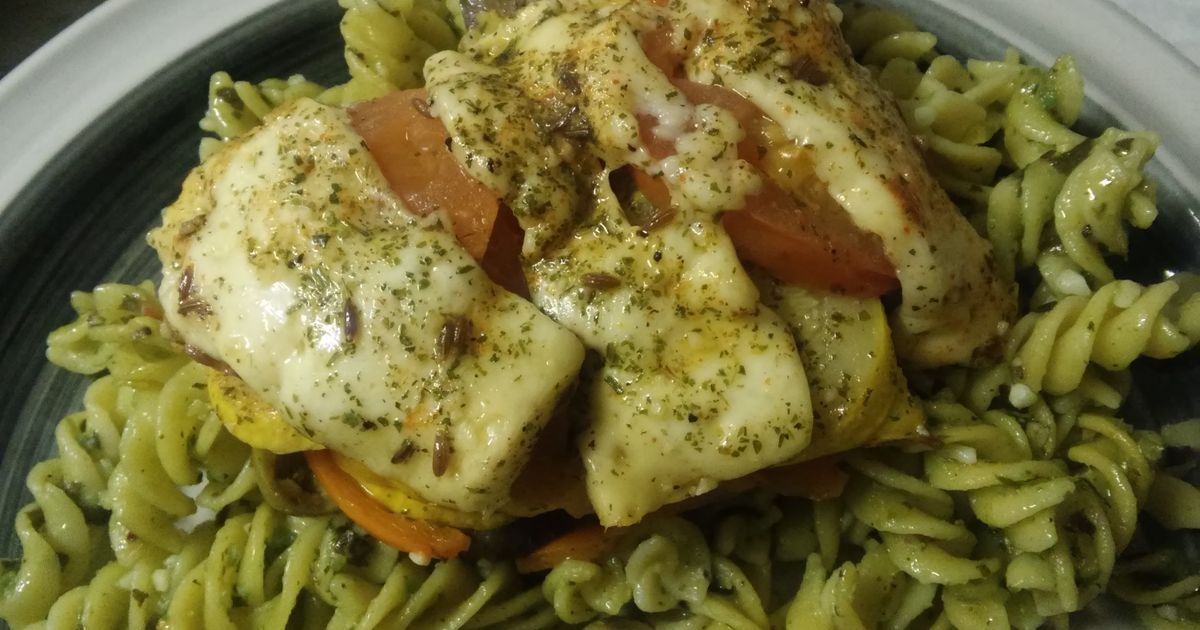 Pista Pesto Pasta With Baked Veg & Halloumi Recipe by Navitha - Cookpad