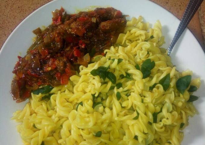 Macroni with source Recipe by African-queen - Cookpad