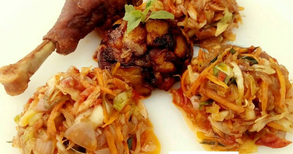 Fried chicken with masala vegetable sauce and diced dodo Recipe by ...