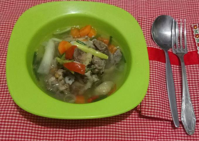 Resep Asem2 daging & balungan (tulang sapi) oleh Nonni Coniasari - Cookpad