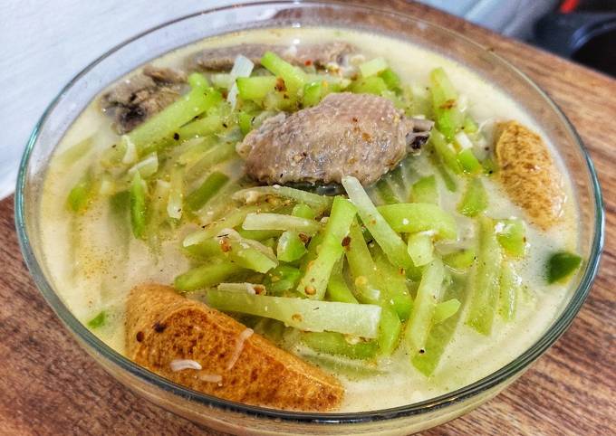 Resep Labu siam kuah santan tahu (Jangan ndeso) oleh Gita Pertiwi - Cookpad
