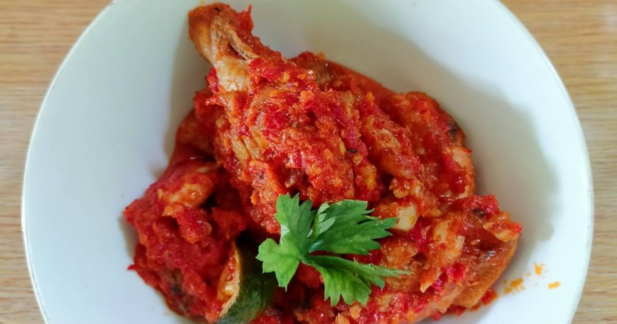 Resep Plecing ayam oleh Destiana Adinda Putri - Cookpad