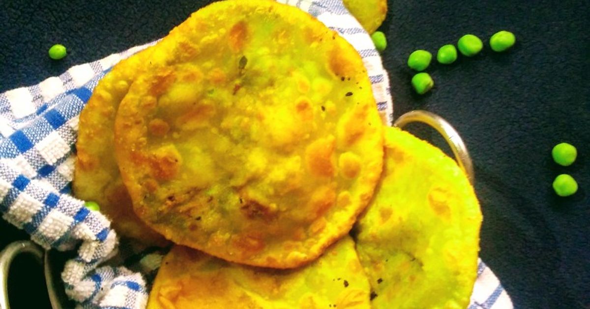 Koraishutir Kochuri(bengali Green Peas Kochuri) Recipe by Subhalaxmi ...