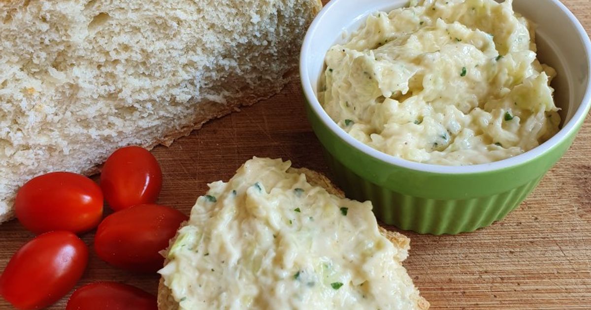 Salată De Varză Cu Maioneză, rețetă de Camelia Fechete - Rețete Cookpad