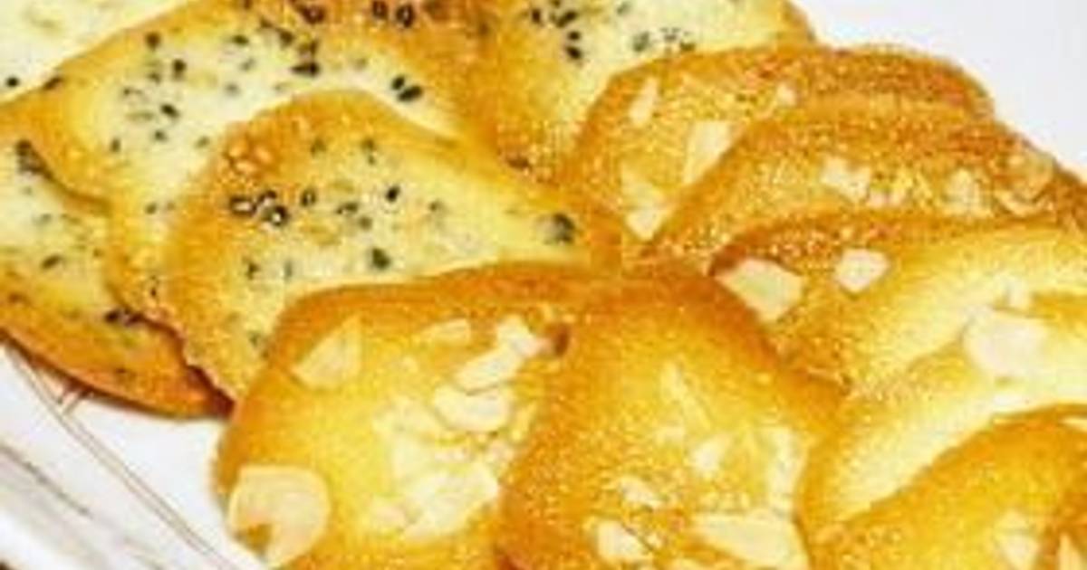 2 Types of Tuille from Leftover Eggwhites Recipe by cookpad.japan - Cookpad