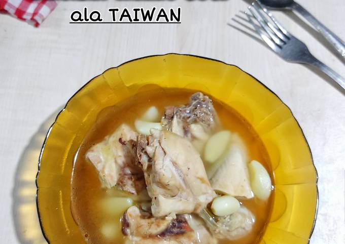Resep Chicken garlic soup ala Taiwan oleh Nyanyah - Cookpad