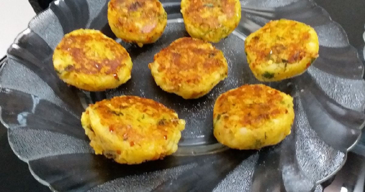 Aloo Tikki (Indian Style Potato Patties) Recipe by Rosalyn John - Cookpad