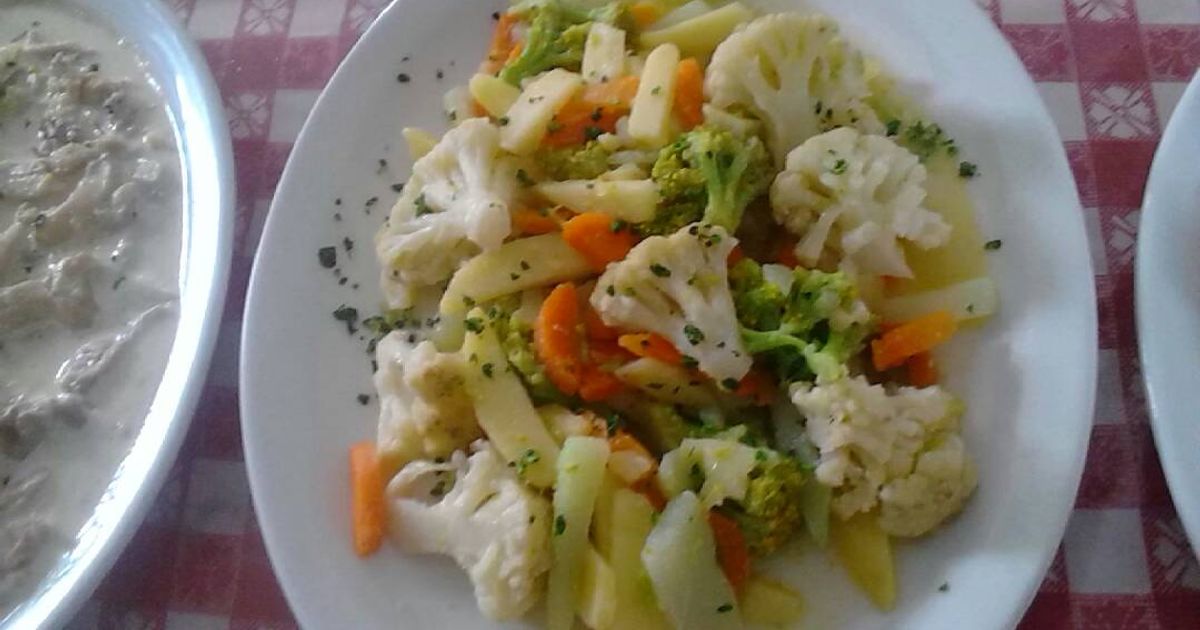 Vegetales Salteados Receta de elisa johnson jones- Cookpad