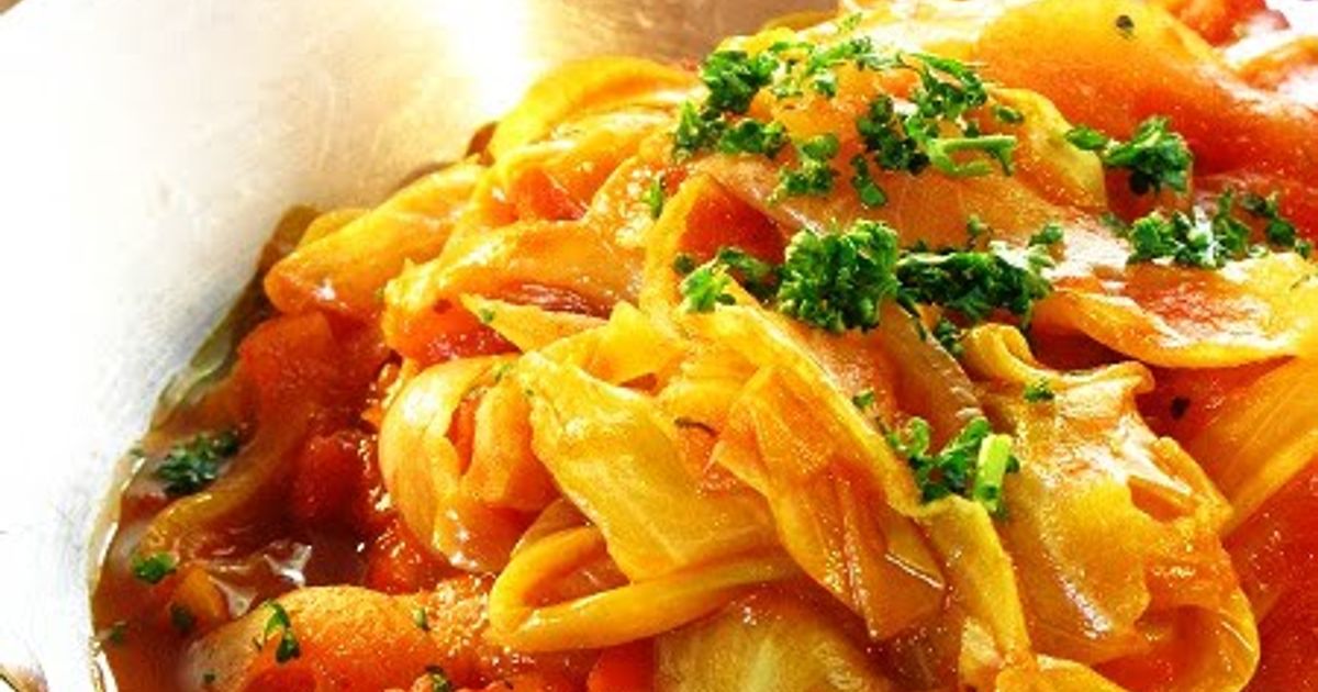 Bacon And Spring Cabbage In Tomato Sauce Recipe By Cookpad.Japan